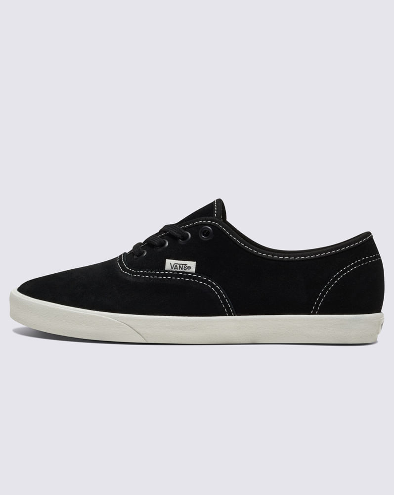 Classics AUTHENTIC LOWPRO Negro 4BA2|Vans - Vans® México